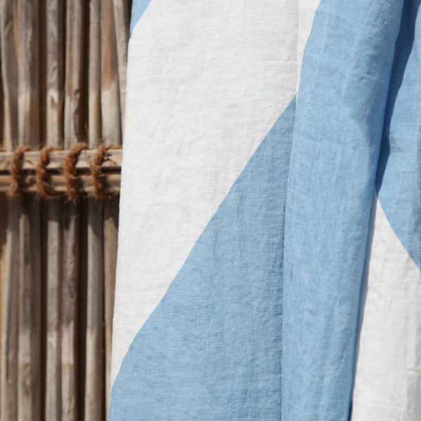 Le Cirque Linen Tablecloth in Blue#N##N# #N##N# #N##N# #N# – Summerill ...