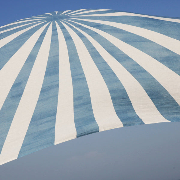 Le Cirque Linen Tablecloth in Blue – Summerill & Bishop